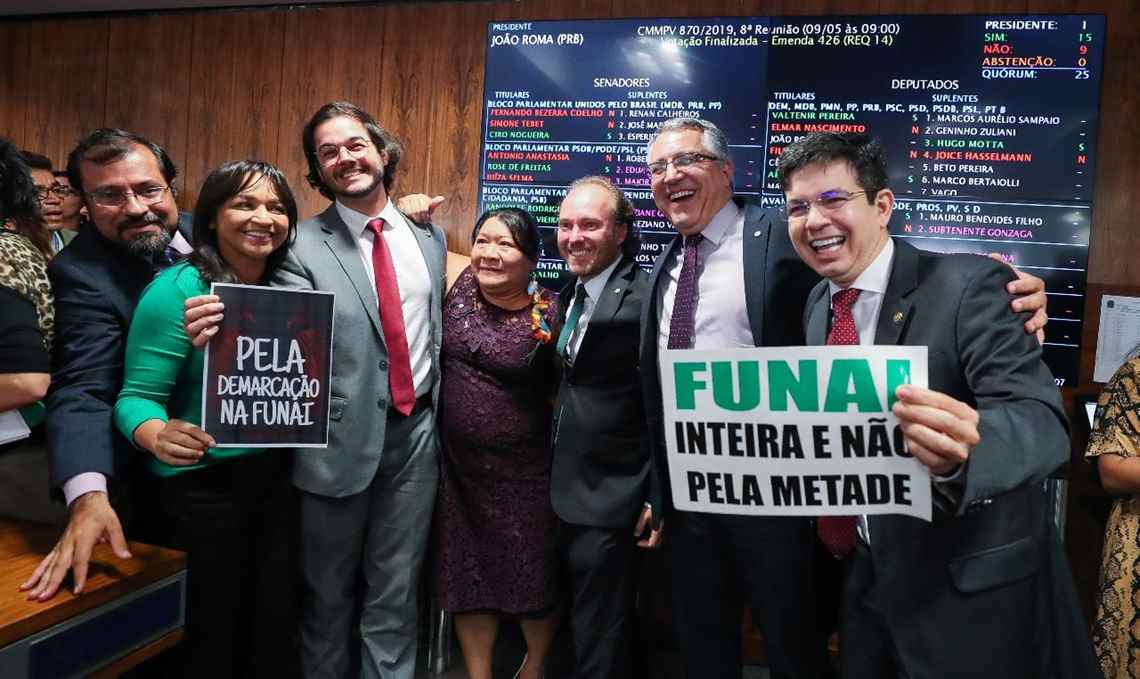 Aprovada em comissão, volta de Funai e demarcações ao MJ ainda passará ...